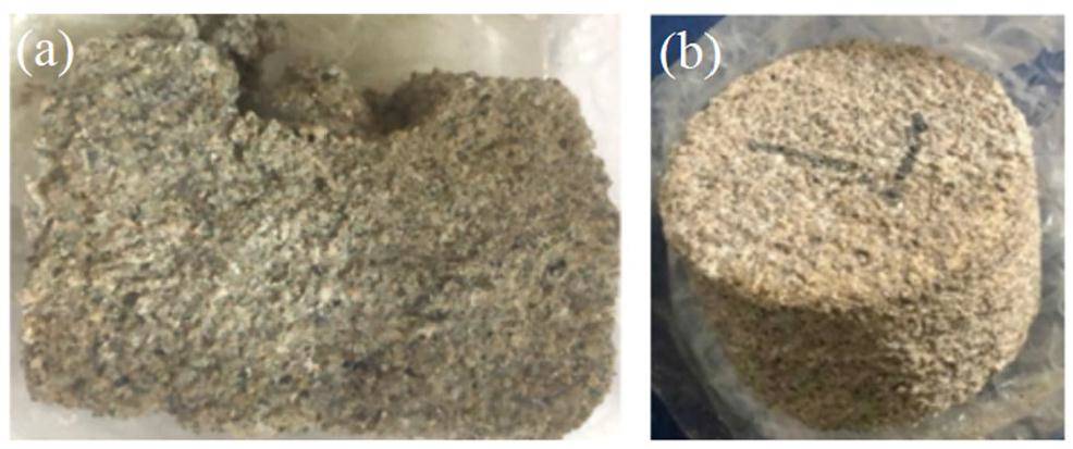 3D characterization of porosity and minerals of low permeability ...